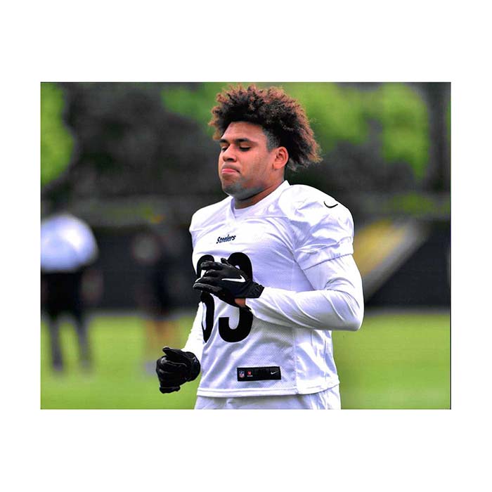 Connor Heyward Running in White with No Helmet Unsigned 8x10 Photo ...
