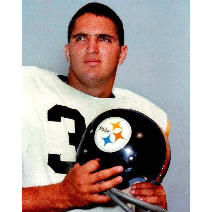 Andy Russell Holding Helmet In White Unsigned 8x10 Photo — TSEShop