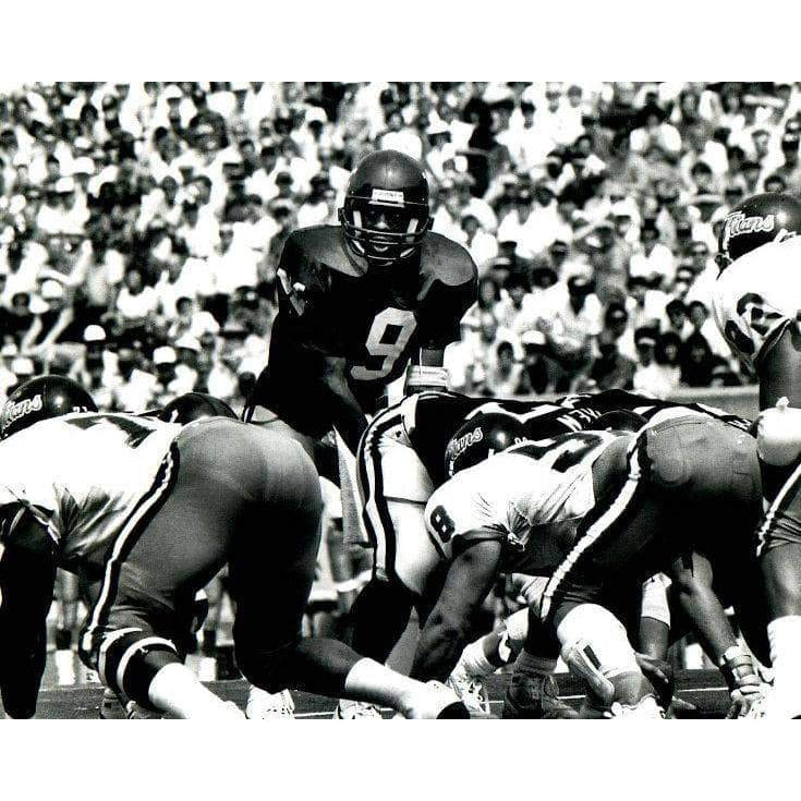 Major Harris Under Center B&W Unsigned 8X10 Photo — TSEShop