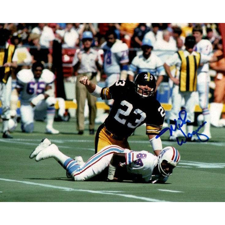 Mike Wagner Signed Tackling Oilers 8X10 Photo — TSEShop